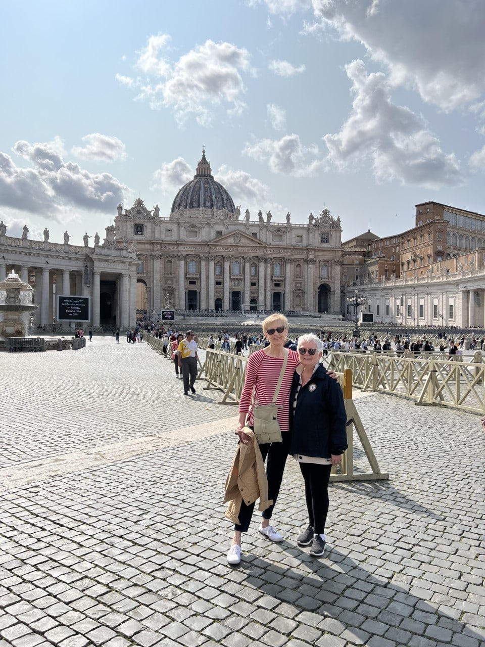 Our CWL Executives in Rome! - The Catholic Women's League of Canada